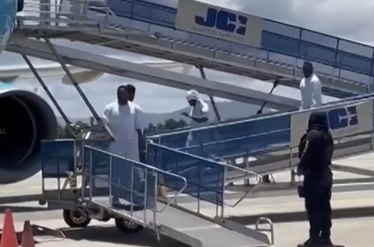 Machann Zen Haiti → Toujou Rete Enfome