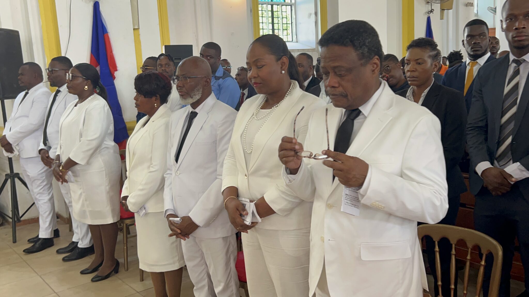 Machann Zen Haiti → Toujou Rete Enfome