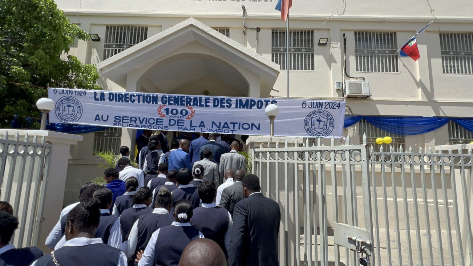 Machann Zen Haiti → Toujou Rete Enfome